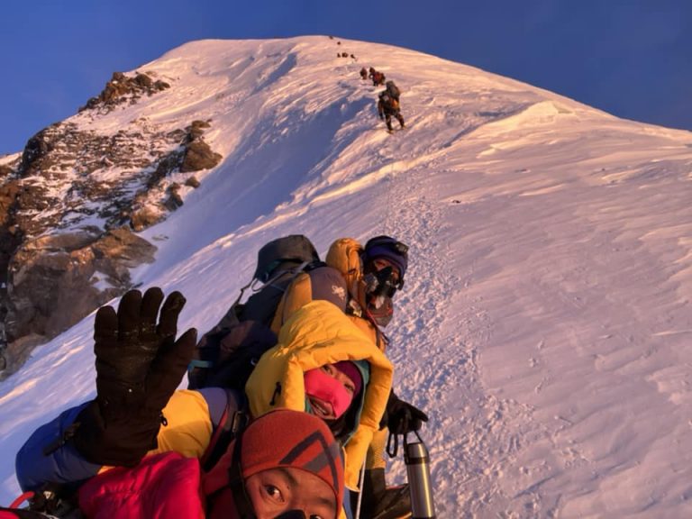 Six to Attempt Everest No-O2, Including Grace Tseng » Explorersweb