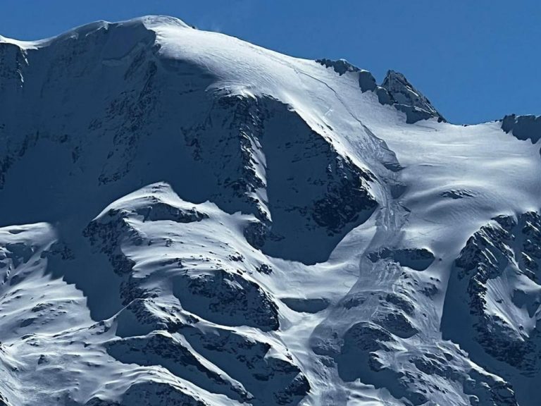 Avalanche in Mont Blanc Massif Kills Six » Explorersweb