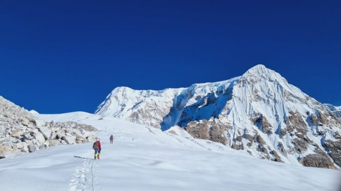 Russians Progress on Cho Oyu » Explorersweb