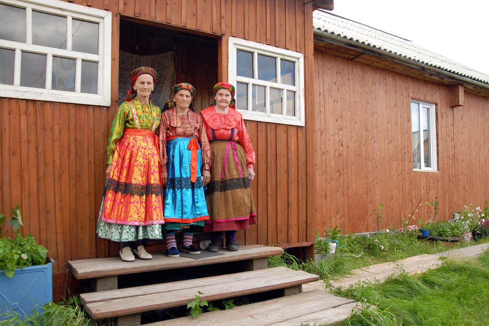 Weekend Warm-Up: Nomads From The Arctic Circle » Explorersweb