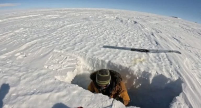 Colin O'Brady Falls Into Crevasse, Barely Survives » Explorersweb