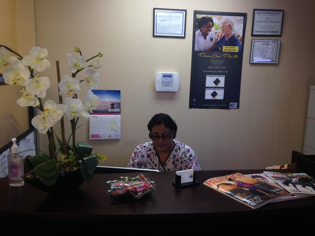 Devine Care Plus Home Care in Greenacres, FL