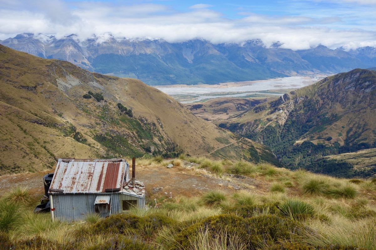 Heather Jock Hut New Zealand – iRunFar