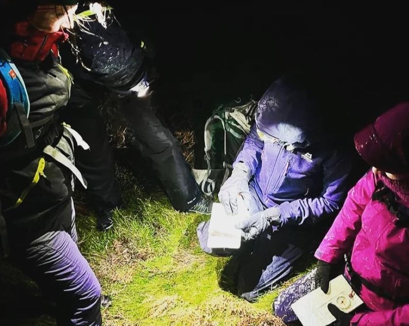 She Summits - Night navigation course – iRunFar