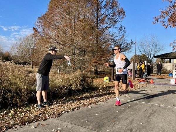 Charlie Lawrence Sets 50-Mile World Record at 4:48:21 – iRunFar