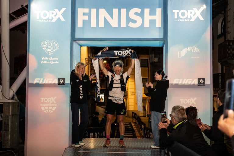 Sebastien Raichon - 2025 Tor des Glaciers - men's winner – iRunFar