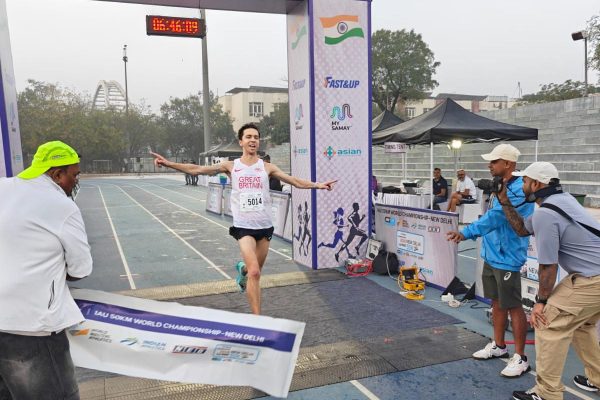 Alex Milne - 2025 IAU 50k World Championships - men's winner – iRunFar