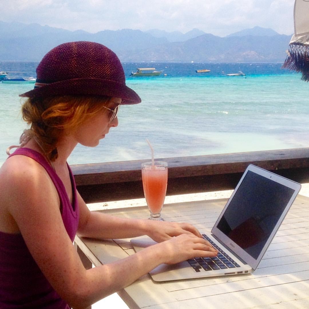 How We Helped 750 Entrepreneurs & Remote Workers To Build Their