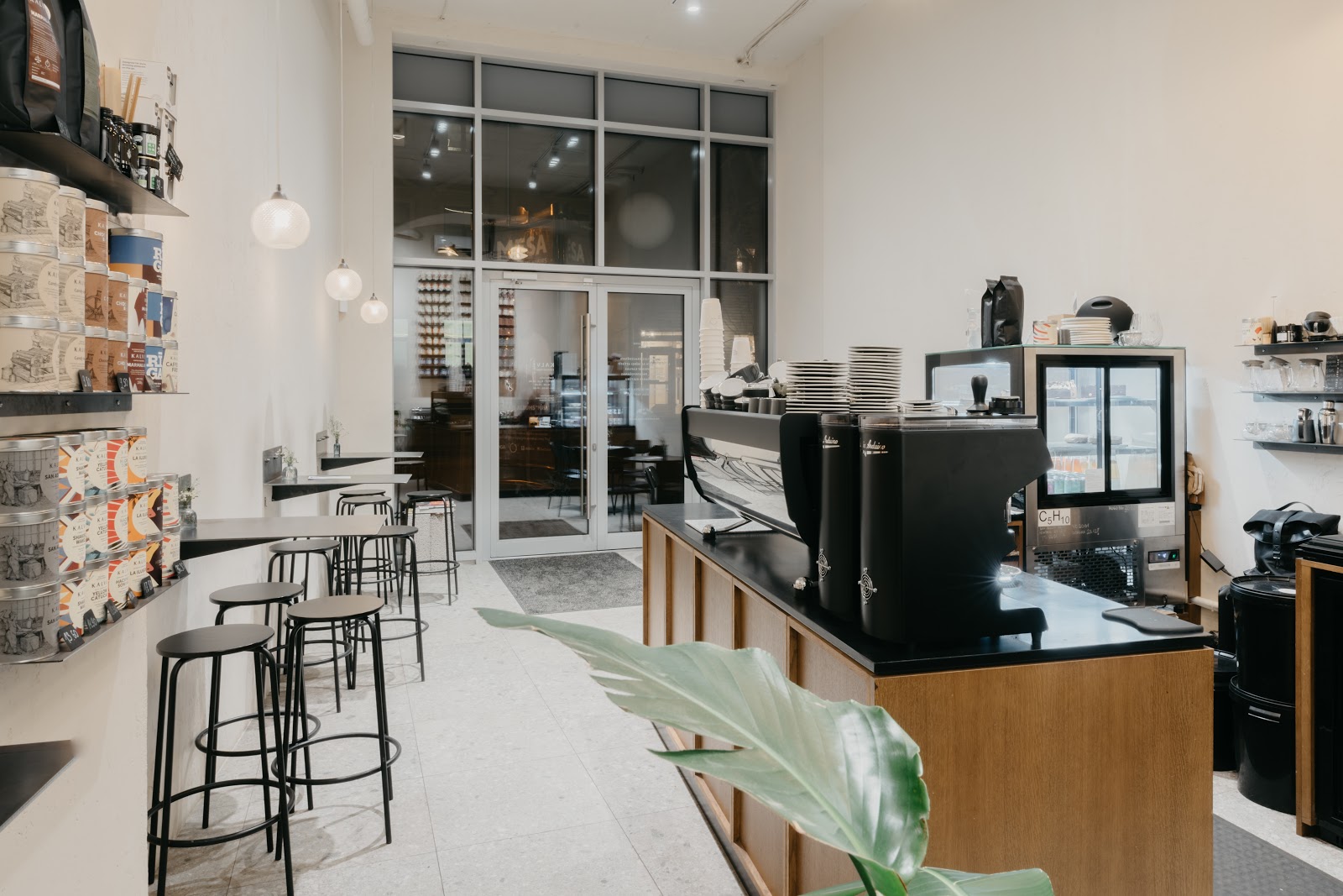 How We Started A $80K/Month Coffee Roasting Company - Starter Story