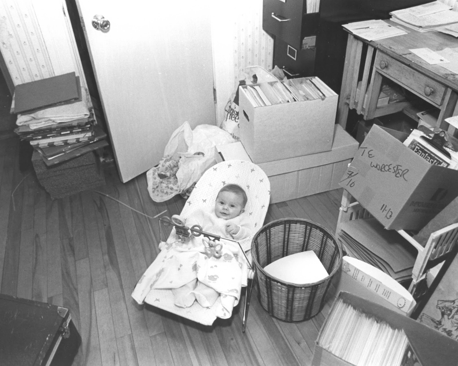 The Story Of A $90K/Month Vintage Comic Books And Comic Book Art Store