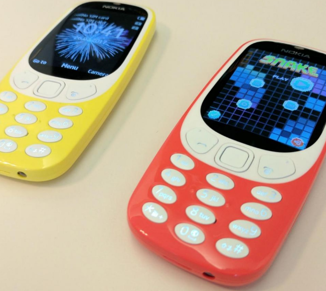 Here's the New Nokia 3310, and yes it has 'Snake' game - YOMZANSI ...