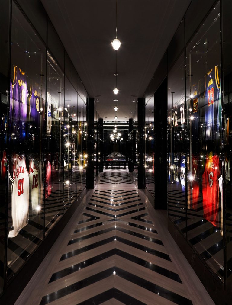 PHOTOS: A look inside Drake's multi-million dollar Toronto mansion ...