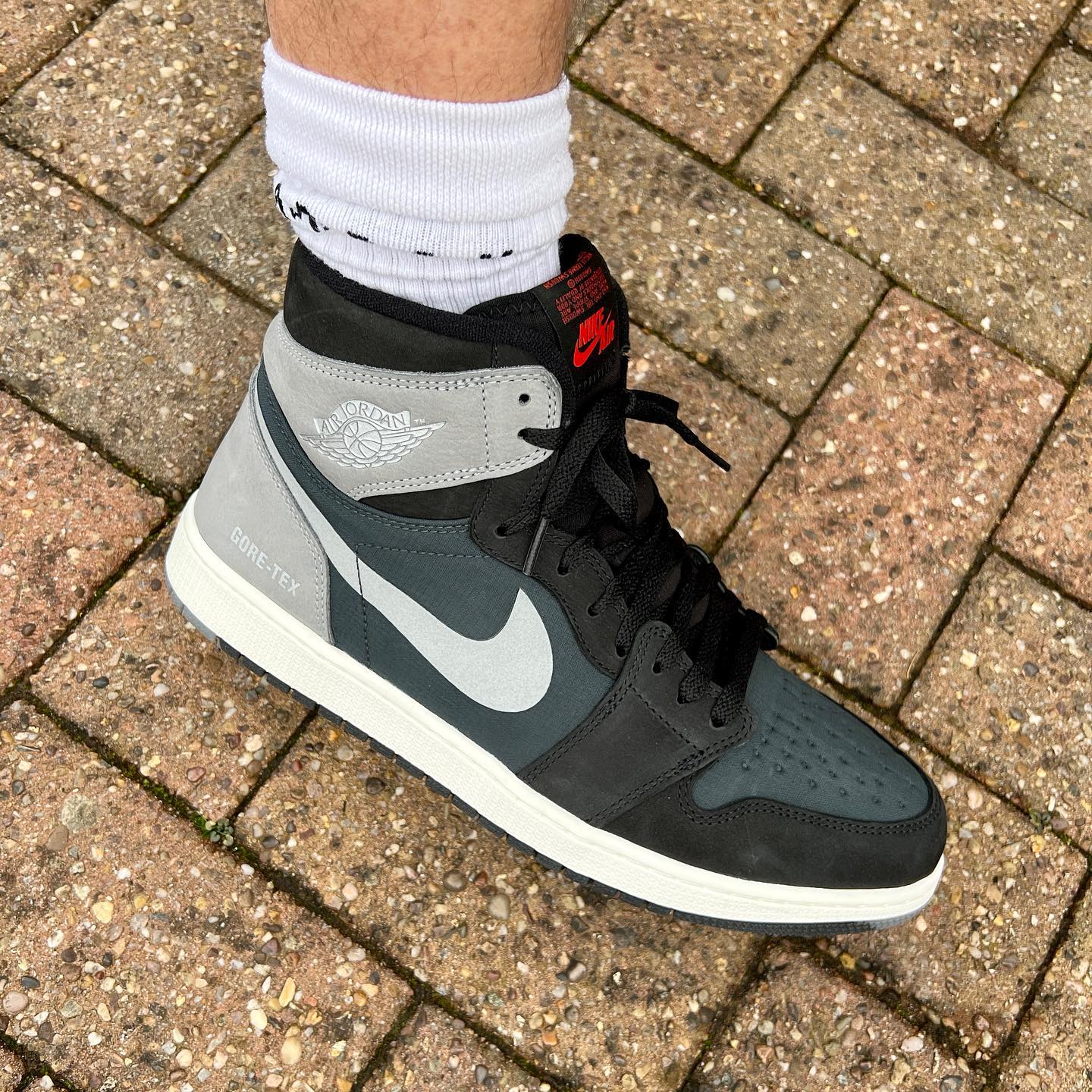 The Top 10 Best Sneaker photos of the week - YOMZANSI. Documenting THE ...