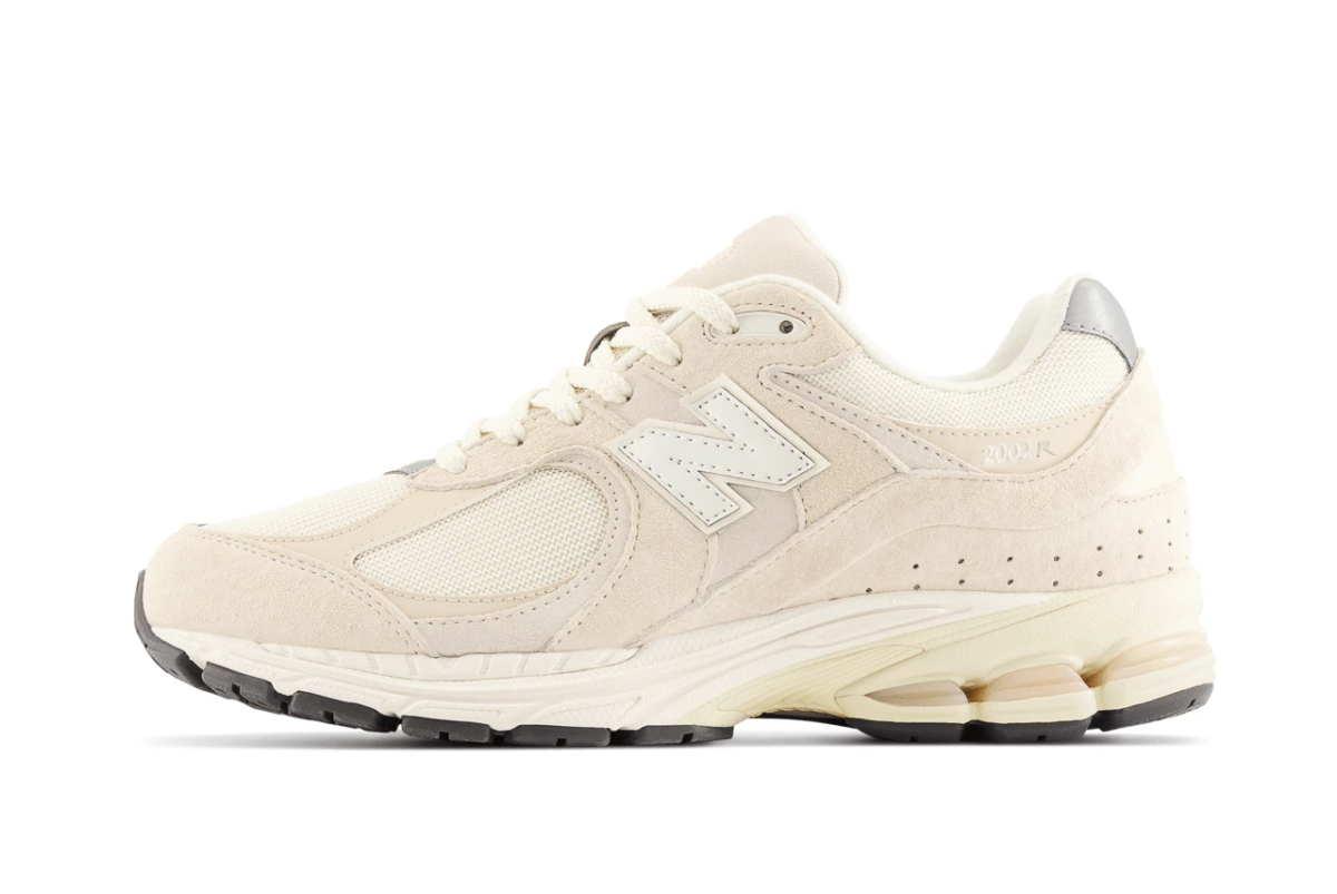 Here’s how people are wearing the New Balance 2002R - YOMZANSI ...