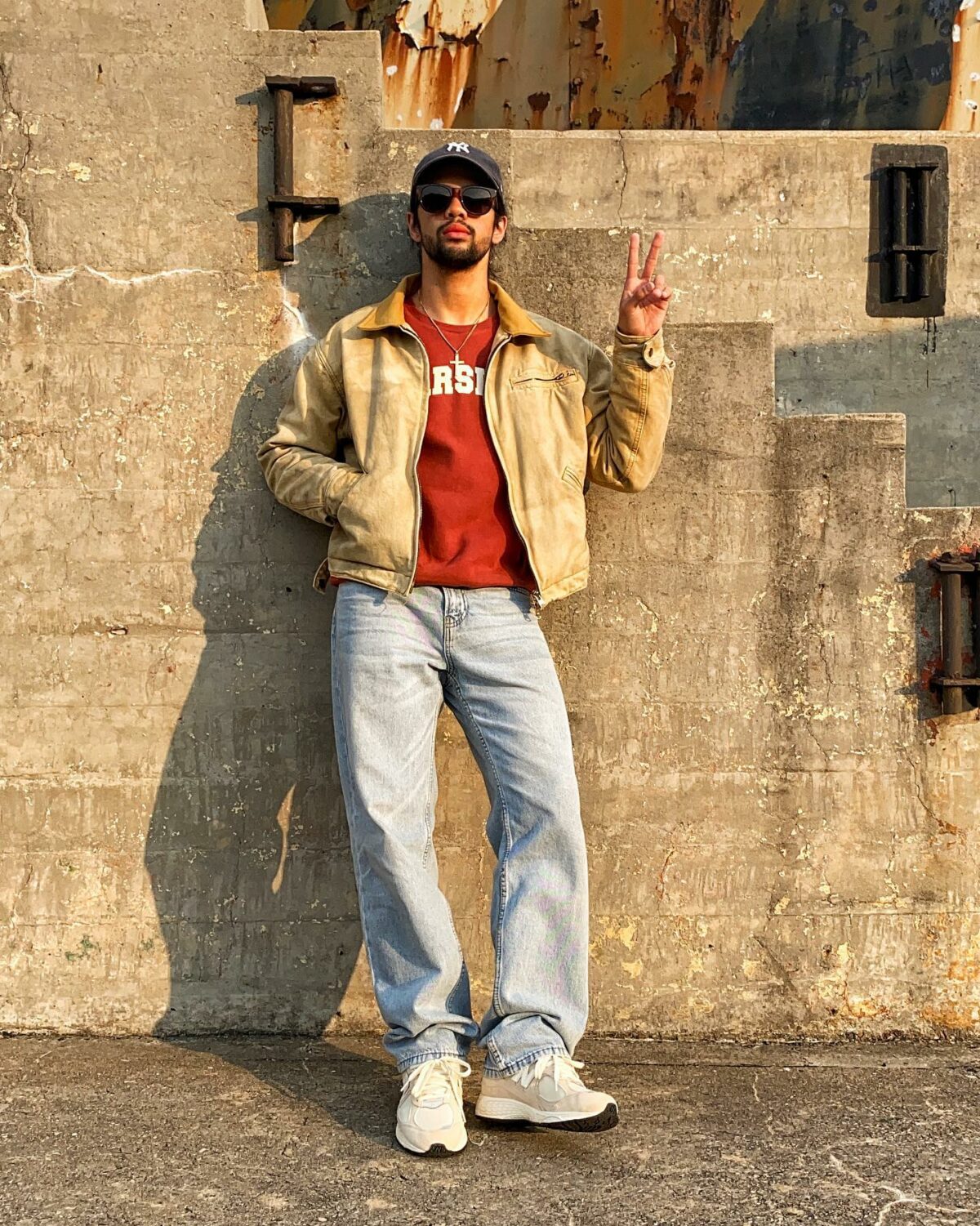 Here’s how people are wearing the New Balance 2002R - YOMZANSI ...