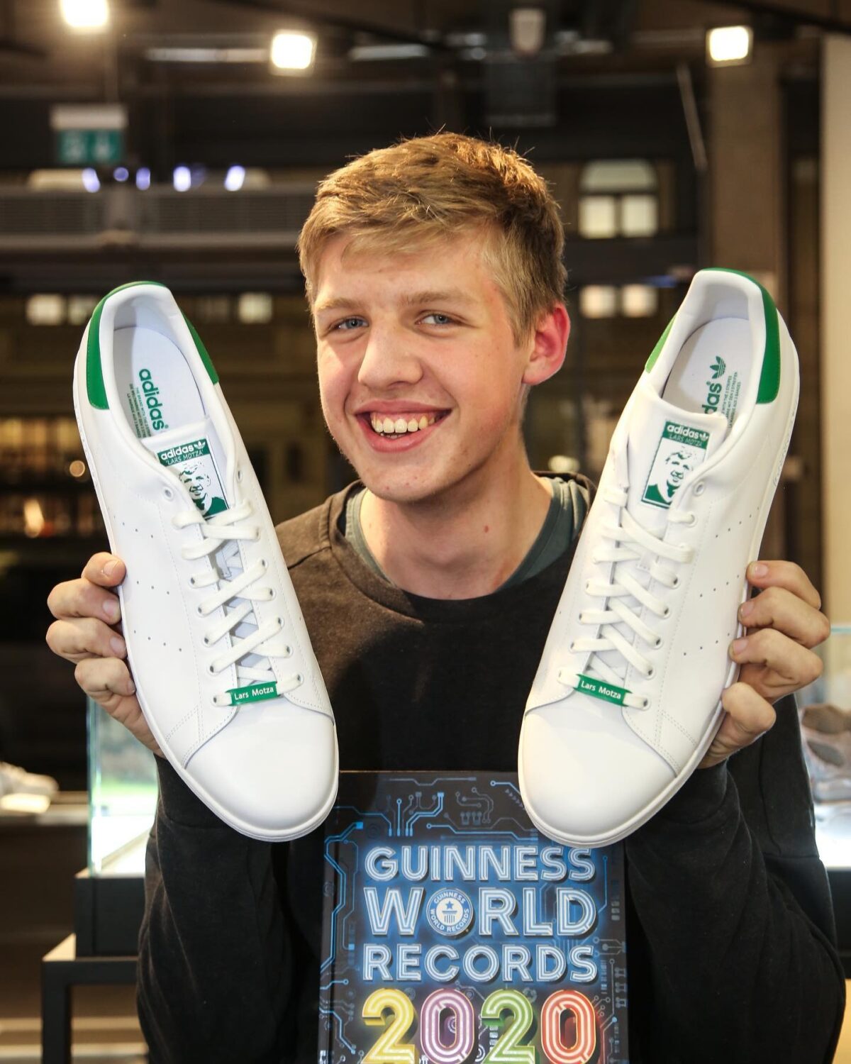 21-Year-Old with World-Record UK20 Feet