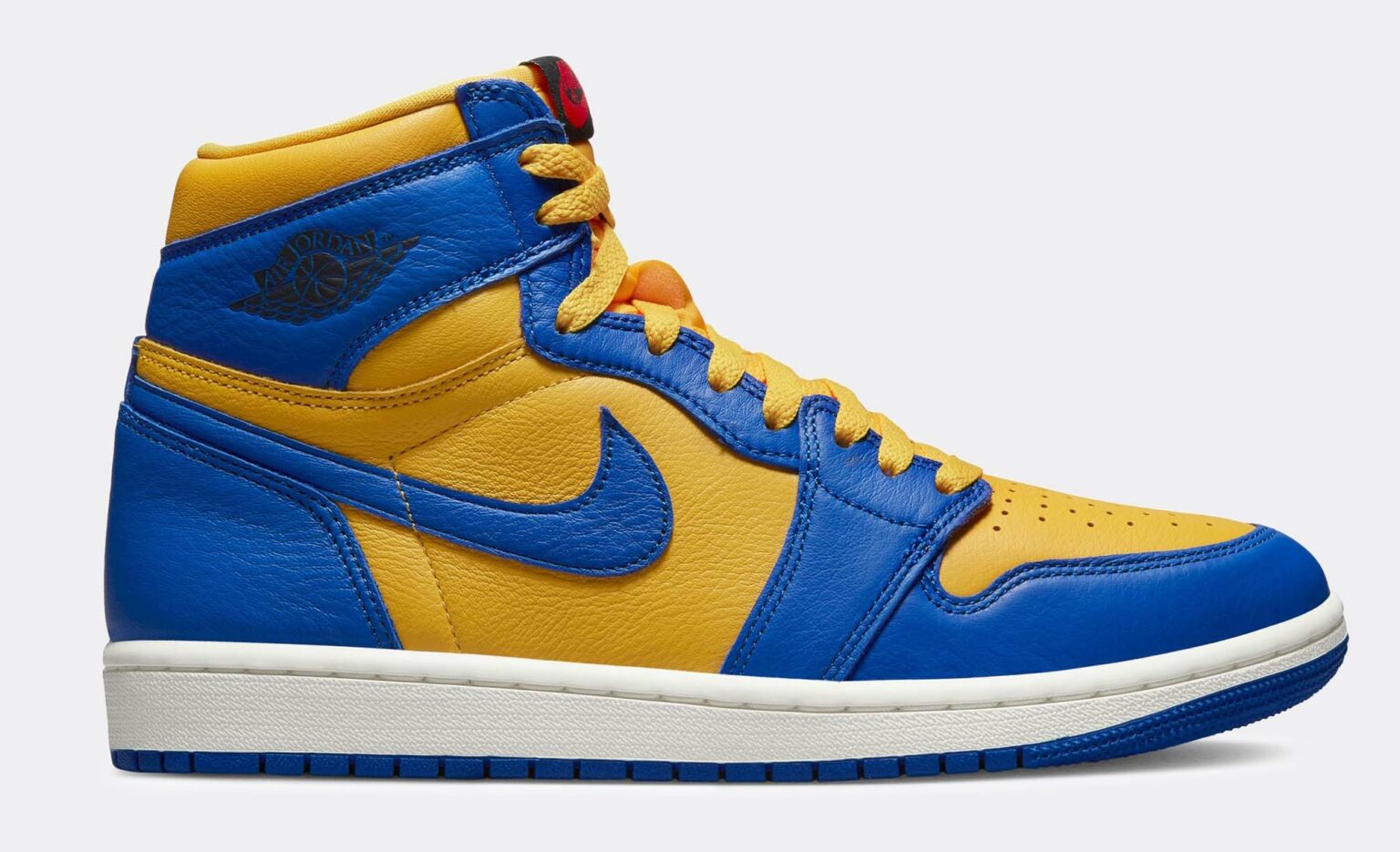 Air Jordan 1 High Craft "Skyline", Nike Dunk High "Aluminum"