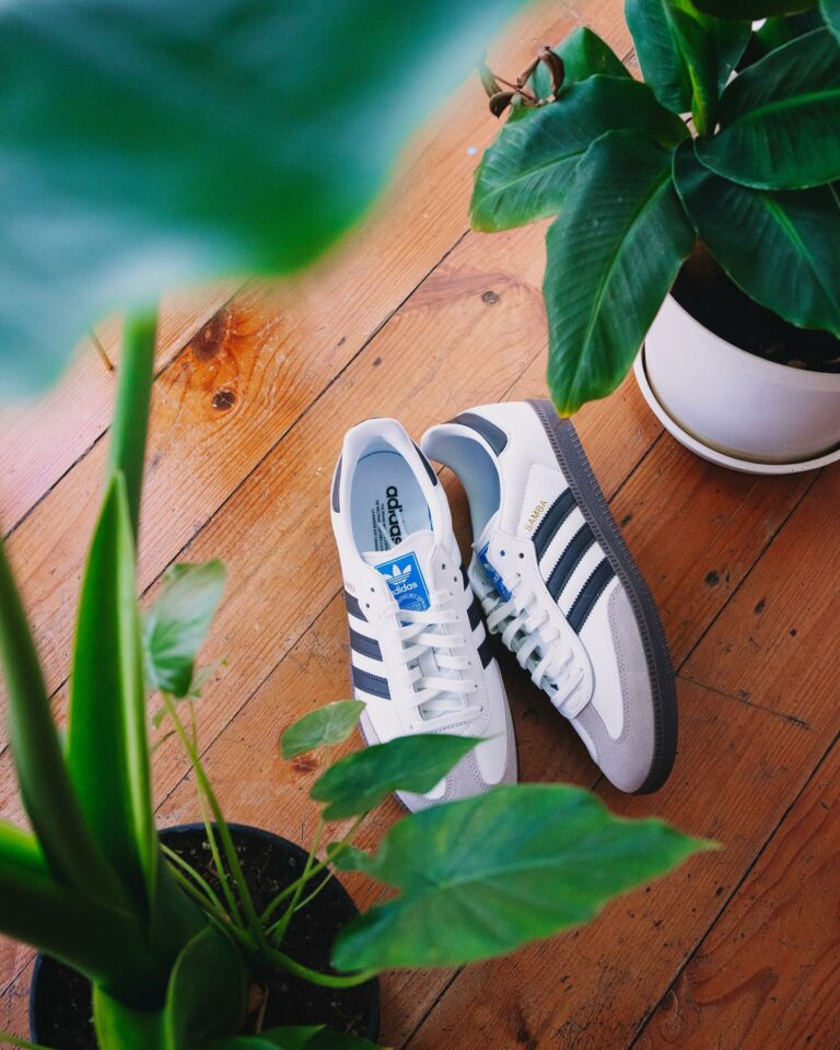 Air Jordan 1 High "UNC Toe", Sporty & Rick Sambas