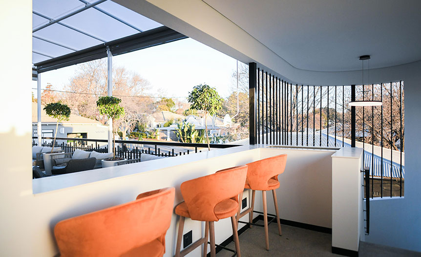 NINETEEN ON 4th at Parkhurst for Breakfast & Brunch