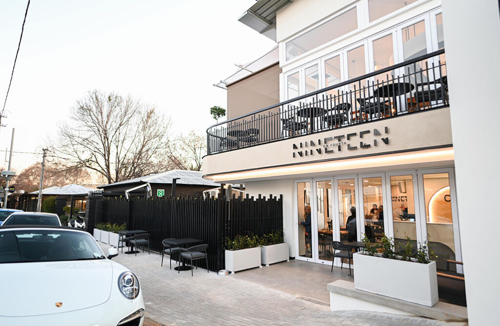 NINETEEN ON 4th at Parkhurst for Breakfast & Brunch