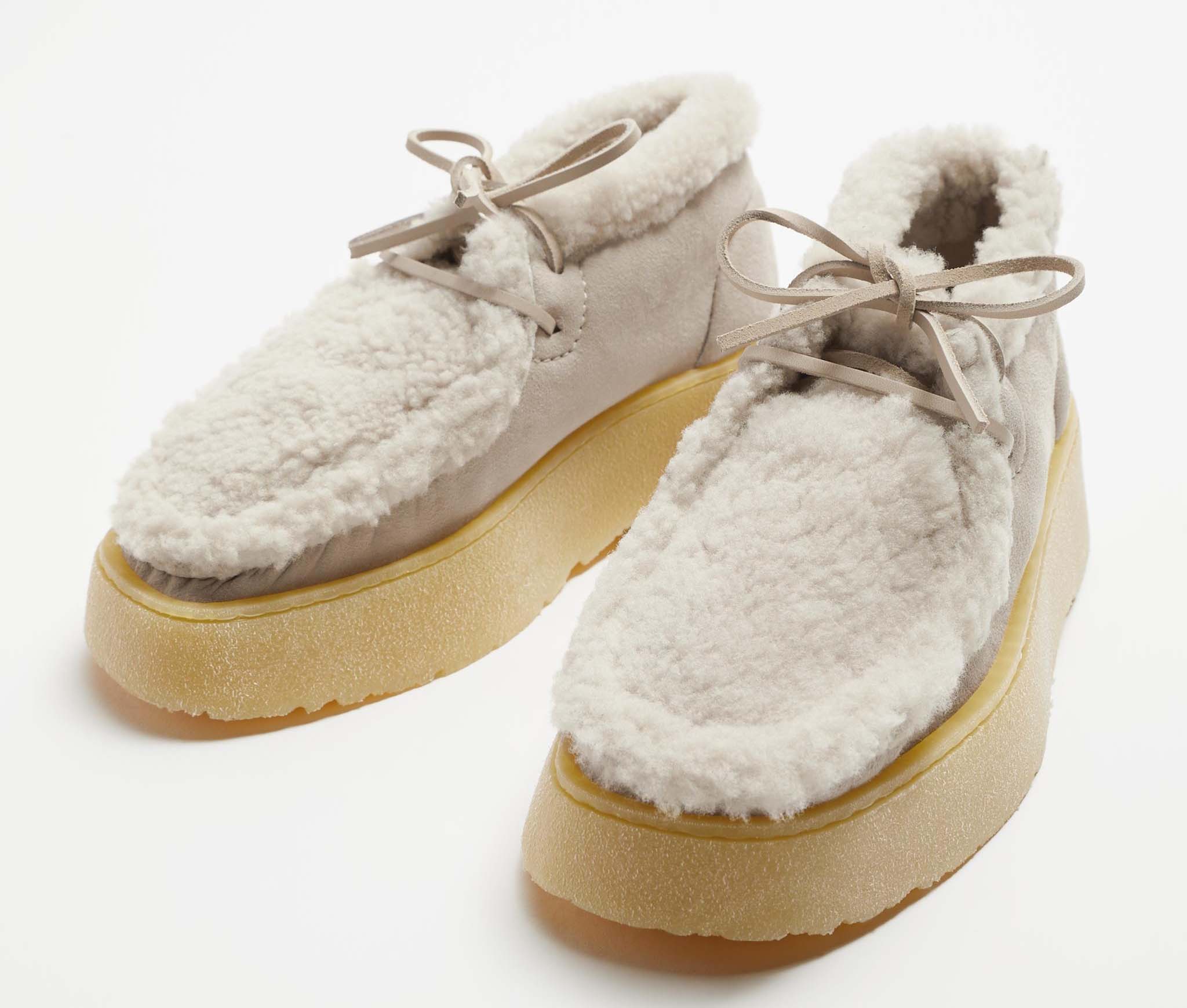 ZARA collaborates with CLARKS once again!
