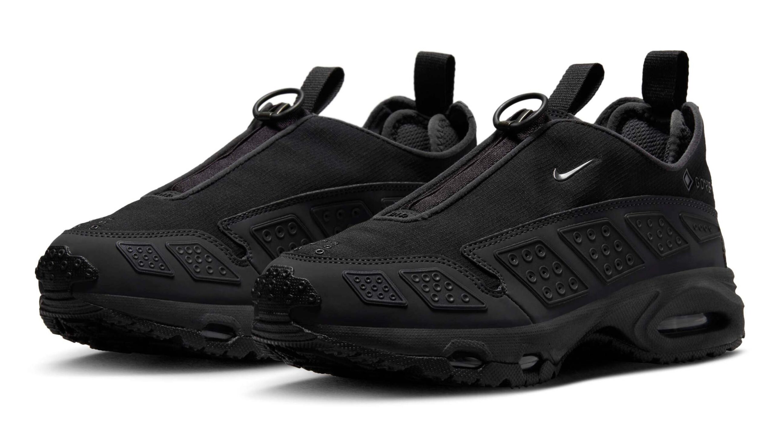 Nike Air Max SNDR GORE-TEX ‘Black’ and ‘Fire Red’ release date