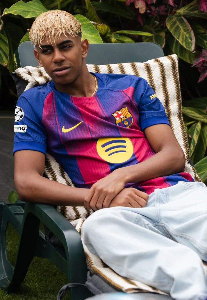 Nike and Barcelona Unveil Their 2025/26 Home Kit