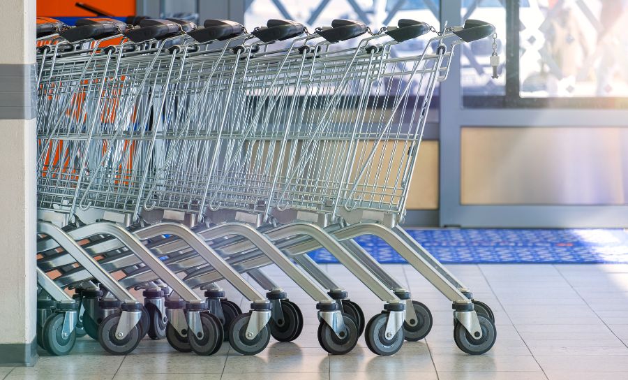 Carts or Baskets: Which To Choose Based on Your Business