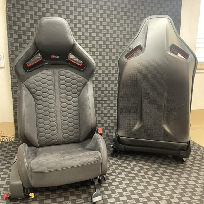 EU 8Y RS3 Carbon Bucket Seats retrofited into US spec RS3?