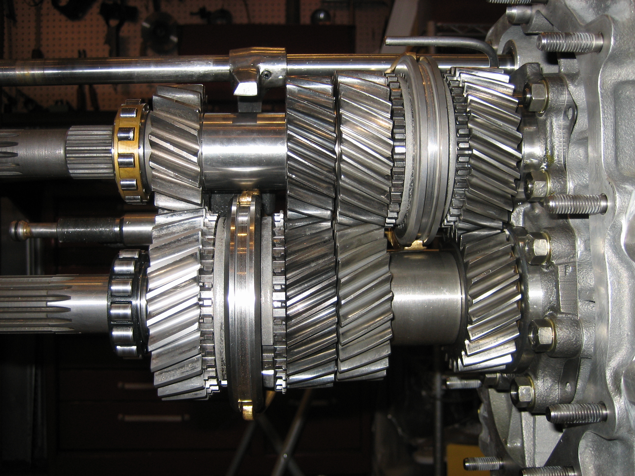 Porsche Racing Gears & Gearbox Customization for Vintage Racing | Retro ...