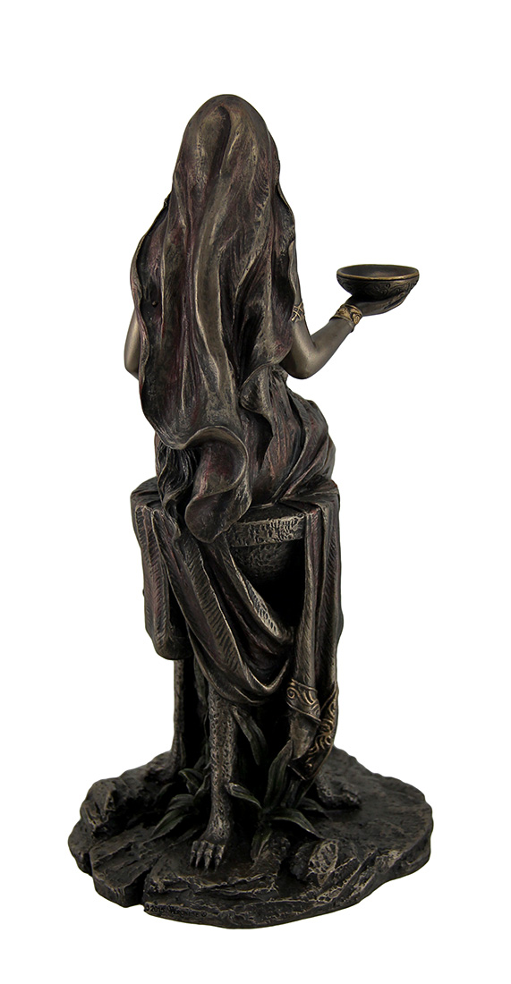 Pythia The Oracle Of Delphi At The Temple Of Statues - Tanga