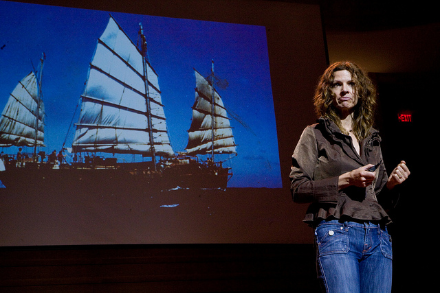 Jane Poynter on living in a biosphere - ideacity
