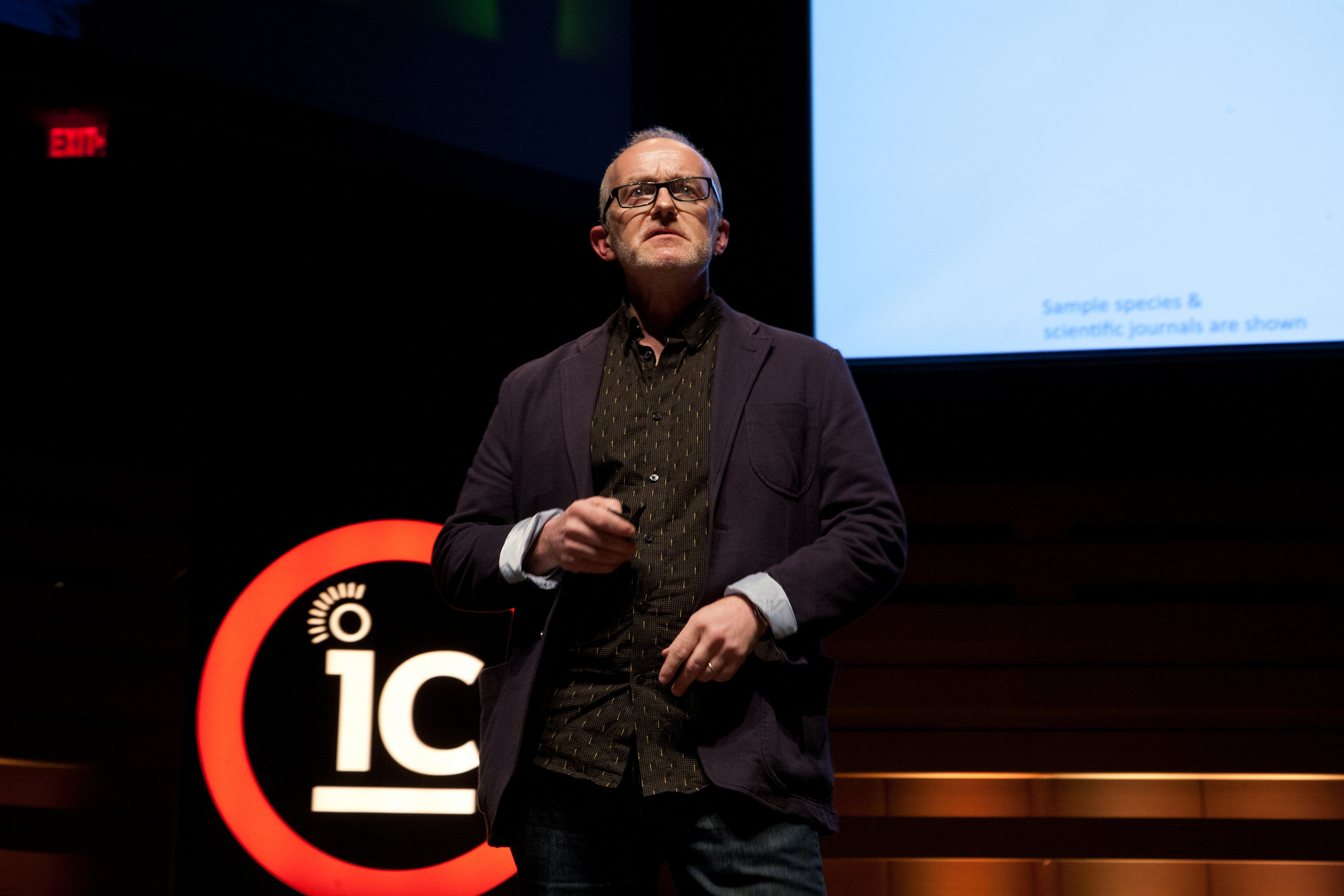 Richard Horner – Why We and Other Living Things Sleep | ideacity