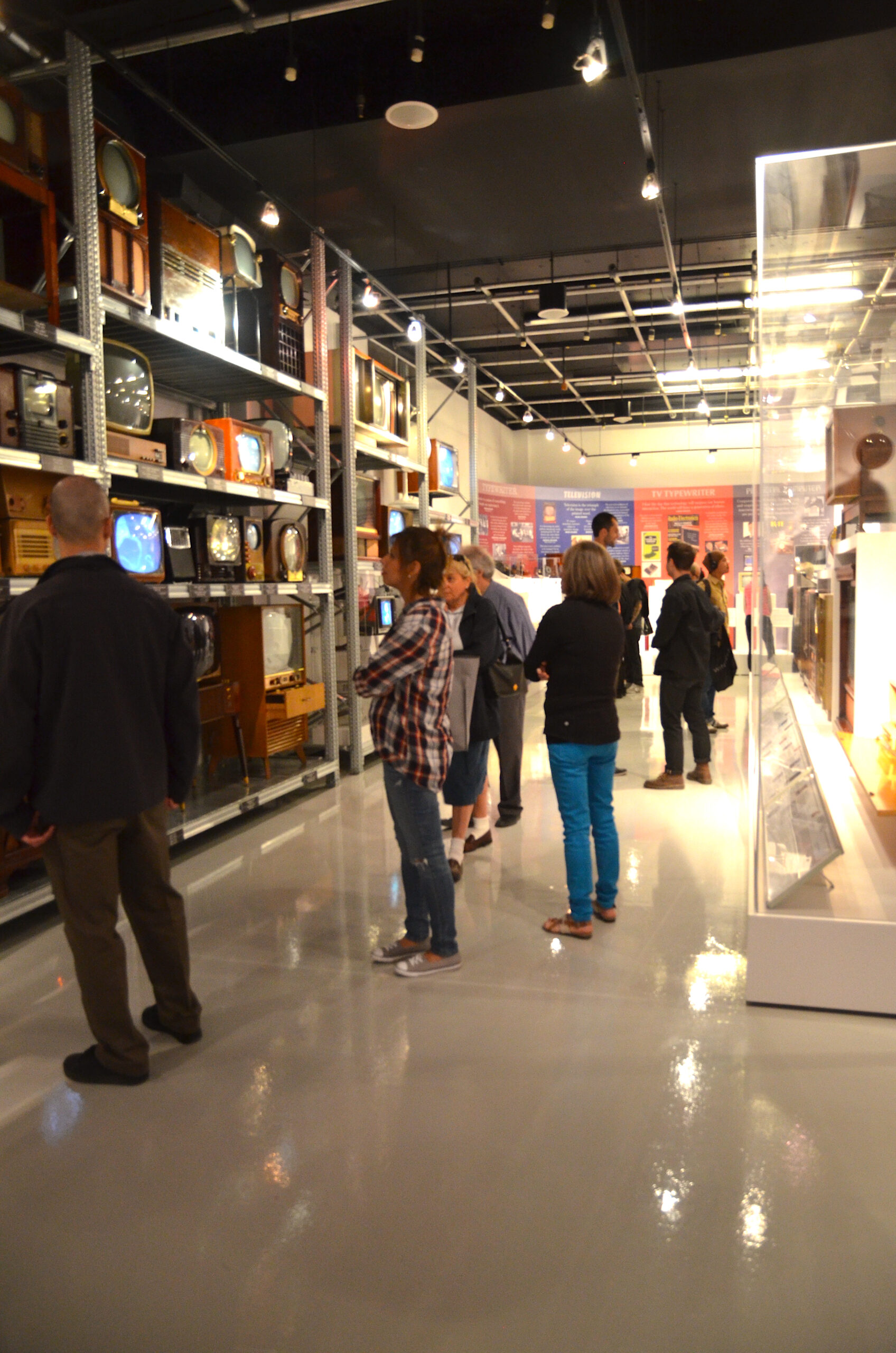 MZTV - MZTV Museum of Television