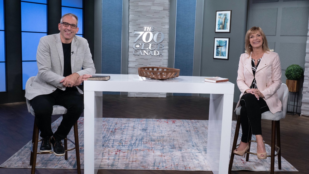 700 Club Canada - VisionTV
