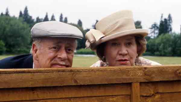 » Keeping Up Appearances