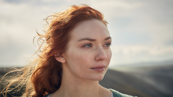 Poldark’s Eleanor Tomlinson Impressed by the Strength of Demelza - VisionTV