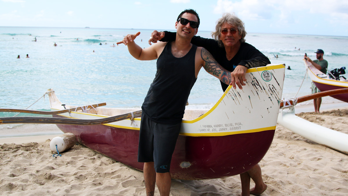 Eric Roberts and Stepson Keaton Simons Find 50 Ways to Face Fears in ...