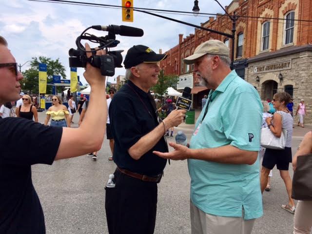 Gene Stevens Chats with Elvis' Bodyguard Sam Thompson