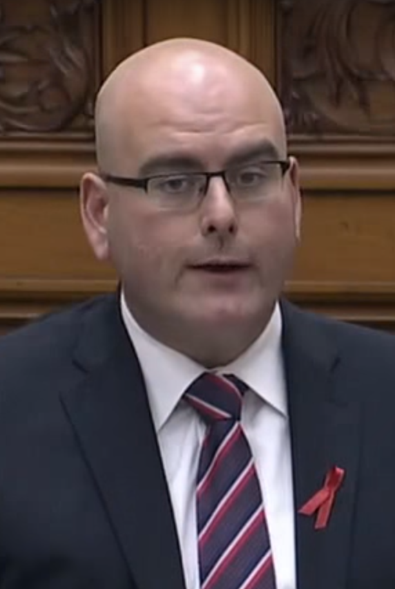 DEL DUCA PROMISING INCREASE TO MINIMUM WAGE