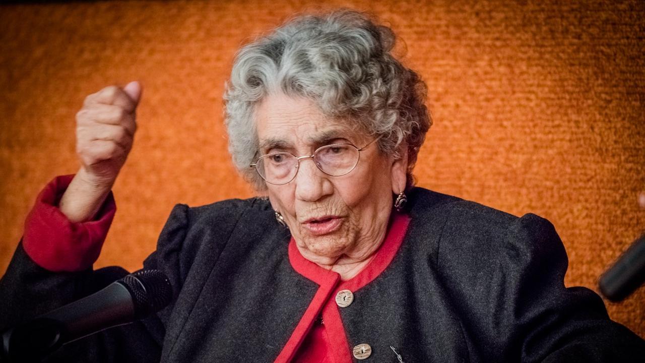 AUSCHWITZ SURVIVOUR ZILLI SCHMIDT DIES AT AGE 98