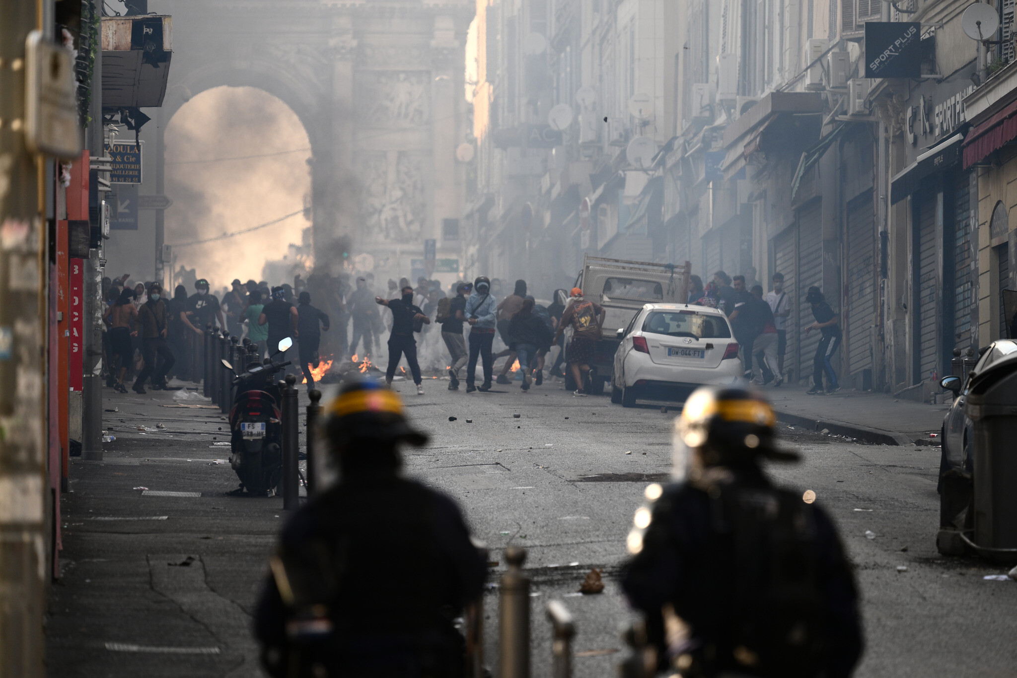 FRANCE FACES FIFTH NIGHT OF RIOTING OVER TEEN'S KILLING BY POLICE