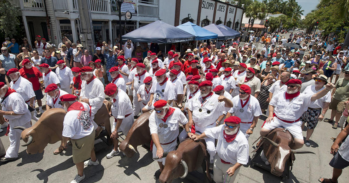 FANS IN KEY WEST CELEBRATE ERNEST HEMINGWAY'S 125th BIRTHDAY