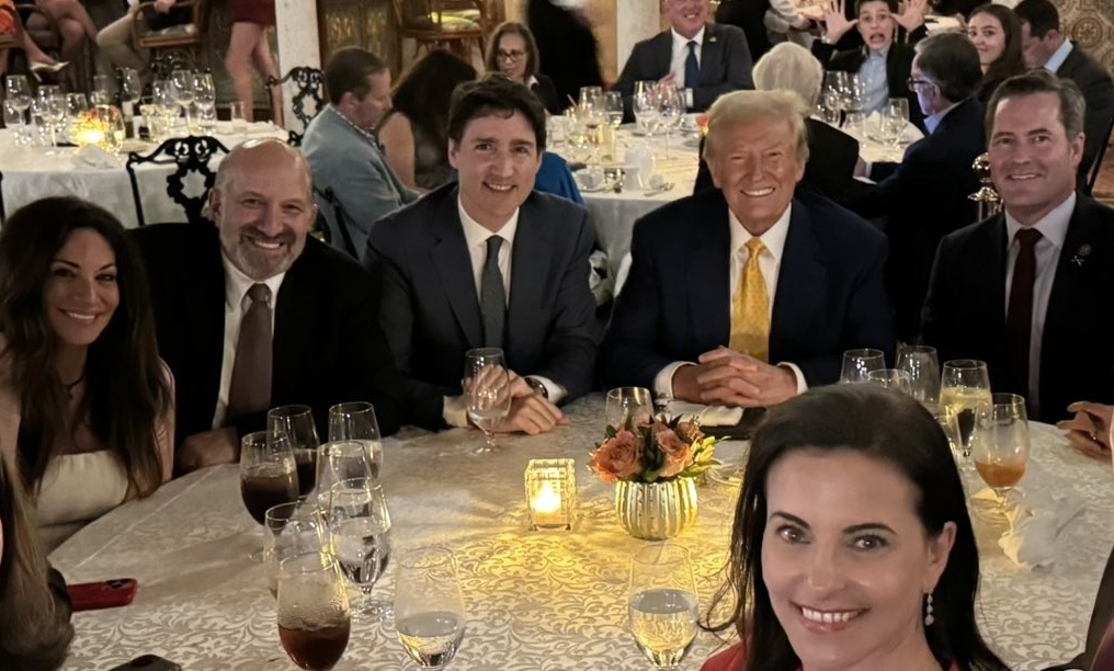 TRUDEAU MEETS TRUMP AT MAR-A-LAGO