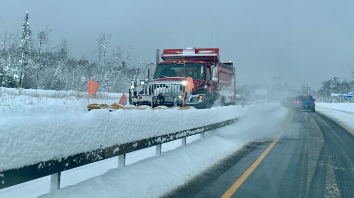 GRAVENHURST IS UNDER A STATE OF EMERGENCY DUE TO 140 CMS OF WEEKEND SNOW